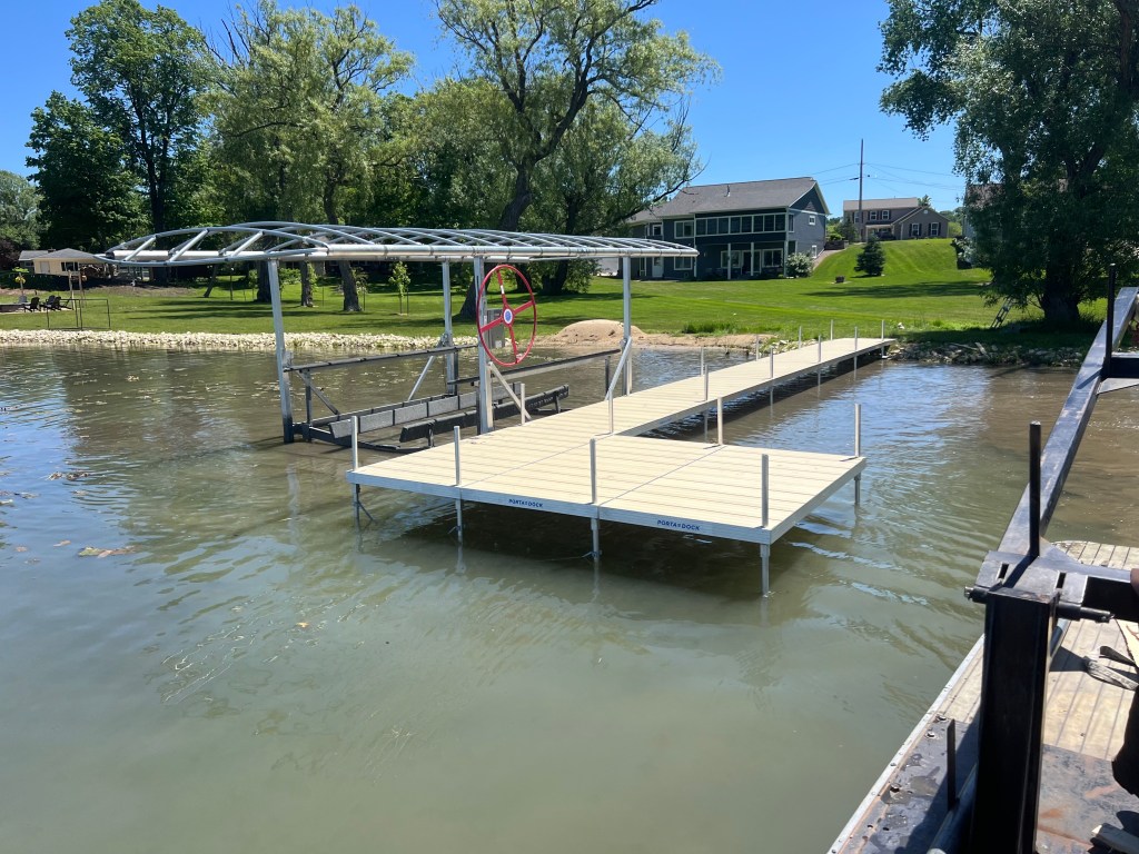 Post Dock - Wisconsin Pier & Dock Services